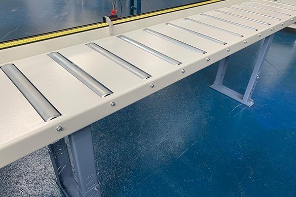 Heavy-Duty Roller Tables | JJ Smith Woodworking Machinery